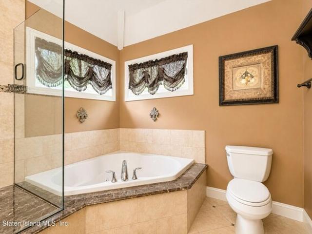 Waterbury Ave Unit A, Staten Island, Home For Sale