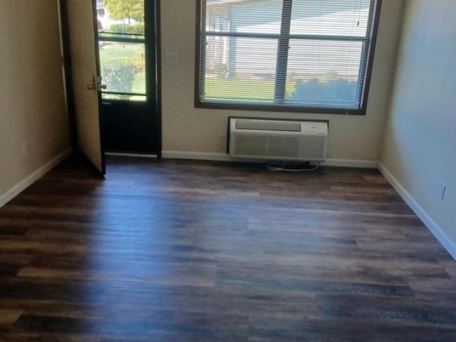 Waterbury Estates 1 Bedroom Apartment for Rent at 110 Waterbury Ct, Westland, MI 48186 Westland