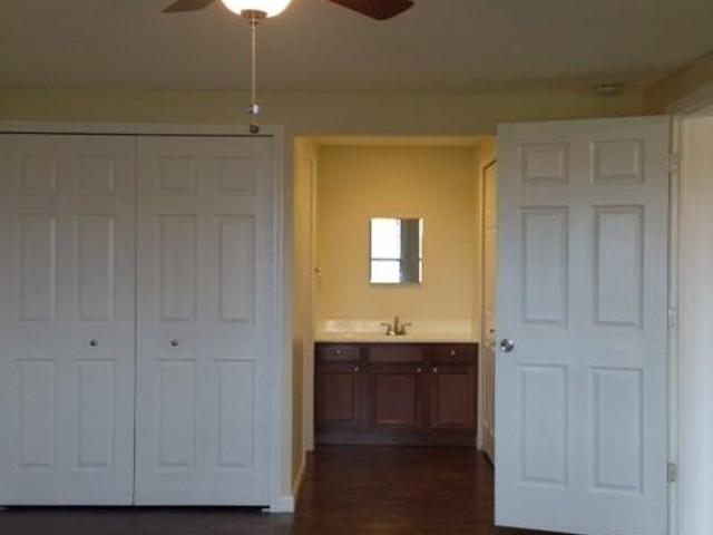 Waterbury Estates 2 Bedroom Apartment for Rent at 110 Waterbury Ct, Westland, MI 48186 Westland
