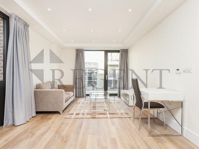 Waterbank House, London SW18, 1 bed flat to rent, £2,250 pcm | PrimeLocation