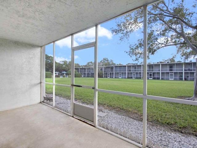 Waterchase Apartments 3 Bedroom Apartment for Rent at 401 Rosery Rd Ne, Largo, FL 33770