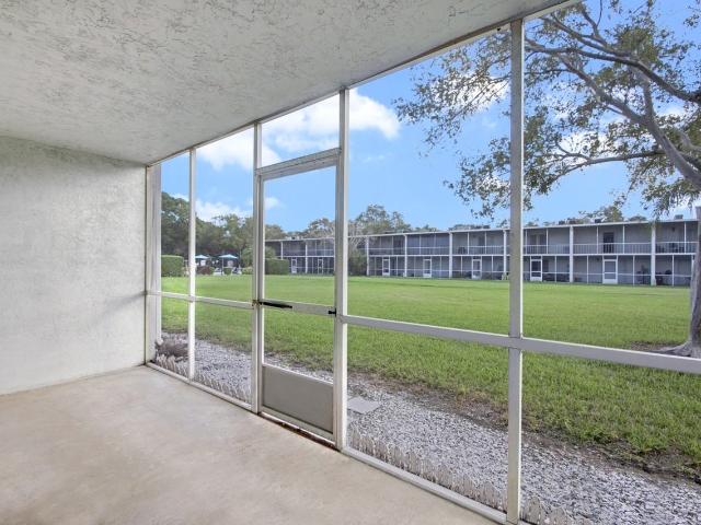 Waterchase Apartments 1 Bedroom Apartment for Rent at 401 Rosery Rd Ne, Largo, FL 33770