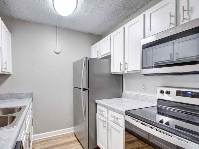 Waterchase Apartments 2 Bedroom Apartment for Rent at 401 Rosery Rd Ne, Largo, FL 33770