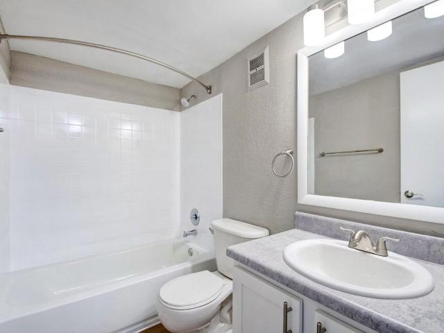 Waterchase Apartments 2 Bedroom Apartment for Rent at 401 Rosery Rd Ne, Largo, FL 33770