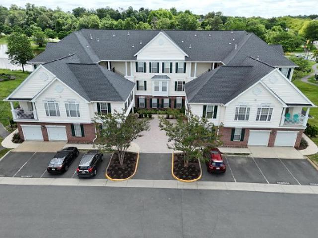 Watercrest Sq