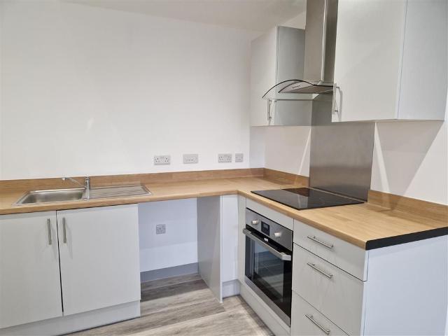 Waterdale, Doncaster DN1, 1 bed flat to rent, £625 pcm | PrimeLocation