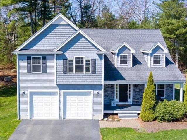 Waterford Cir, Dighton, Home For Sale