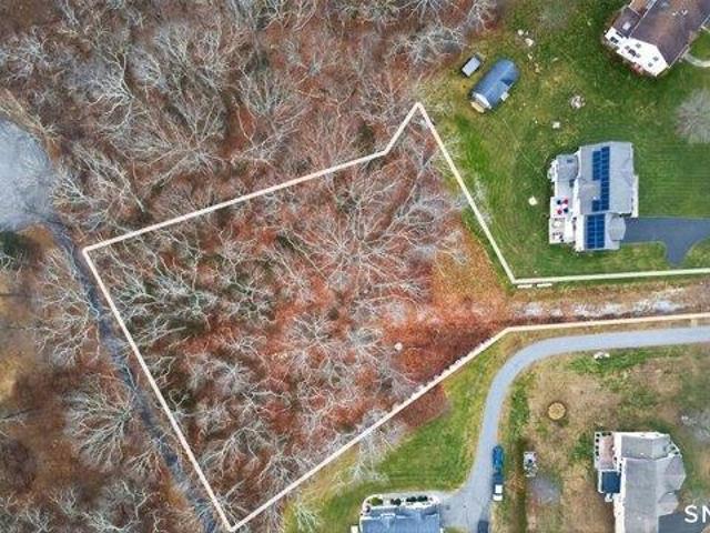 Waterford CT 06385 LS102562090