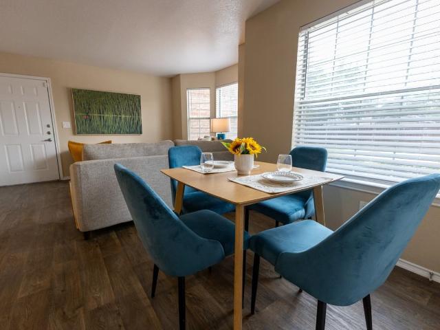 Waterford at Valley Ranch 2 Bedroom Apartment for Rent at 151 Cowboys Pkwy, Irving, TX 75063 Valley Ranch