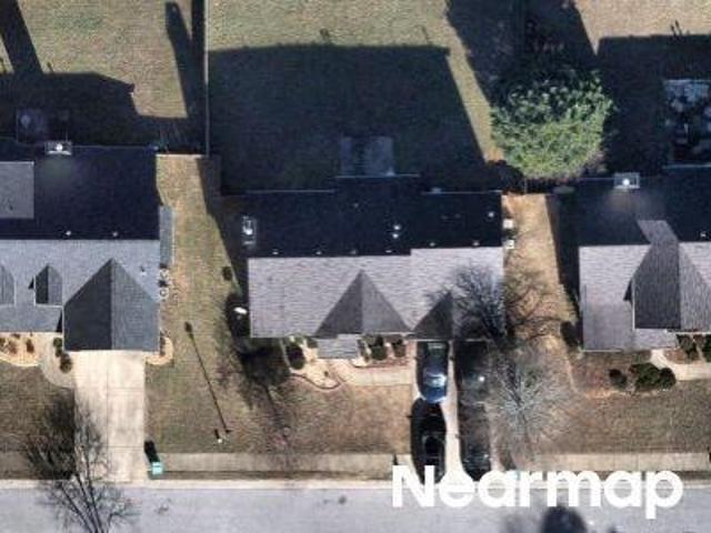 Waterford Ln