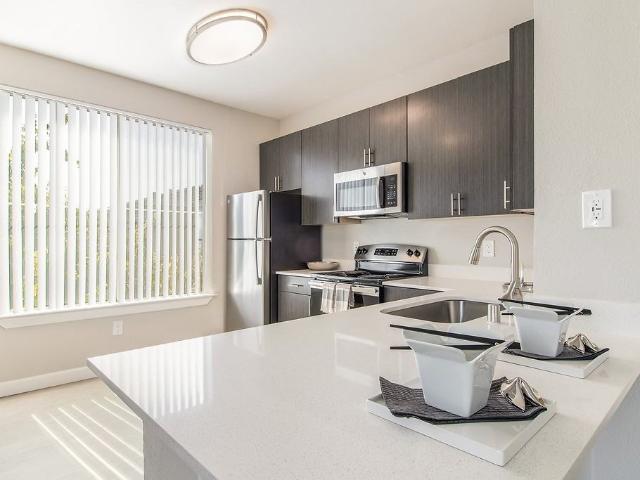 Waterford Place 3 Bedroom Apartment for Rent at 1700 N 1st St, San Jose, CA 95112
