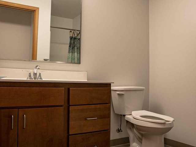 WaterFront Apartments 1 Bedroom Apartment for Rent at 2900 River Dr, Moline, IL 61265