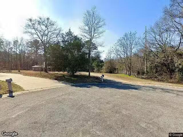 Waterfront Way, Warner Robins, GA 31093