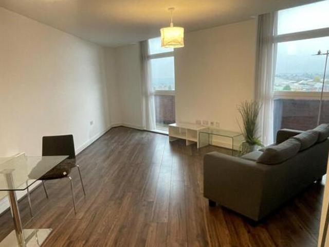 Waterfront West, Brierley Hill, 1 Bedroom Flat