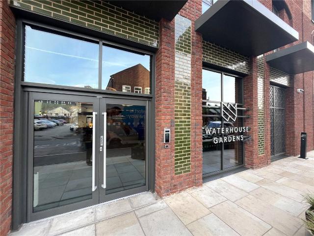 Waterhouse Gardens, Dutton Street, Manchester M3, 2 bed flat to rent, £1,700 pcm | PrimeLocation
