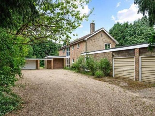 Waterhouse Lane, Kingswood, 5 Bedroom Detached