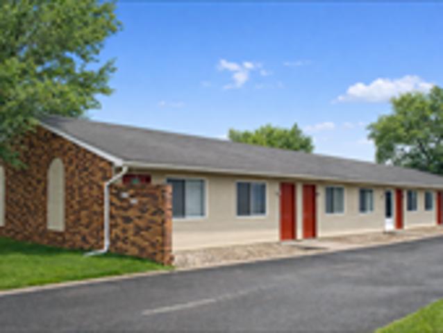 Waterloo Garden Apartments 1 Bedroom Apartment for Rent at 3660 E Paulding Rd, Fort Wayne, IN 46816
