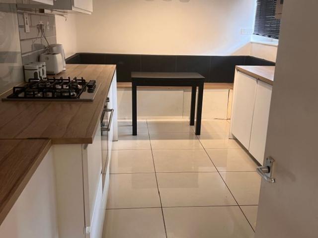 Waterloo Gardens, London E2, 3 bed flat to rent, £2,800 pcm | PrimeLocation