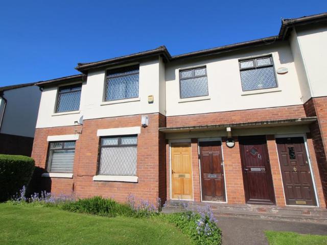 Waterloo Road, Manchester, M8 2 bed flat to rent £1,150 pcm £265 pw