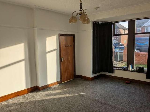Waterloo Road, Blackpool, FY4