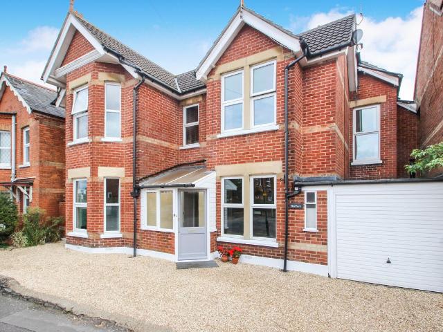 Waterloo Road, Bournemouth BH9, 6 bed property to rent, £3,750 pcm | PrimeLocation