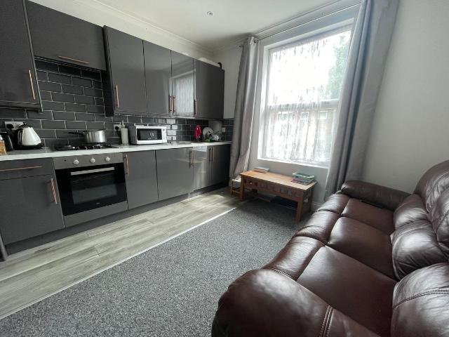 Waterloo Road, Southampton SO15, 1 bed flat to rent, £900 pcm | PrimeLocation