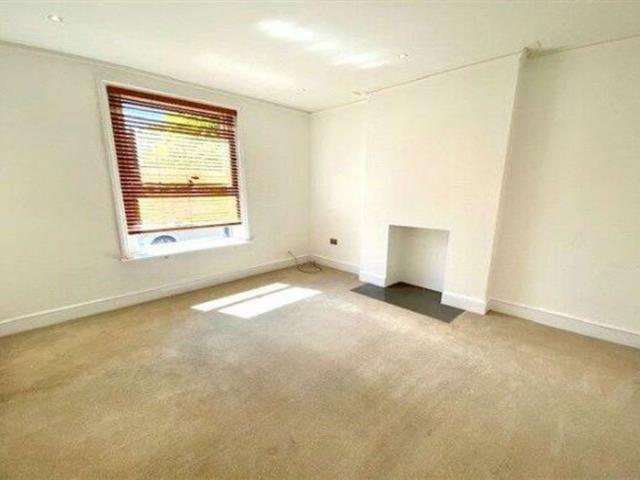 Waterloo Road, Southampton, SO15
