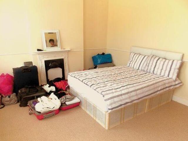 Waterloo Road, Uxbridge, 4 Bedroom Semi detached