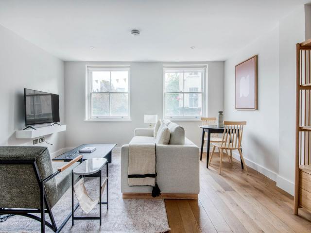 Waterloo SE1, 1 bed flat to rent, £3,130 pcm | PrimeLocation