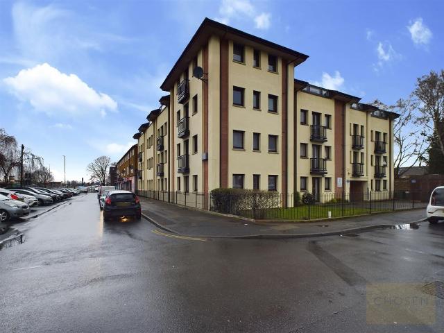 Waterloo Street, Cheltenham GL51, Studio to rent, £750 pcm | PrimeLocation