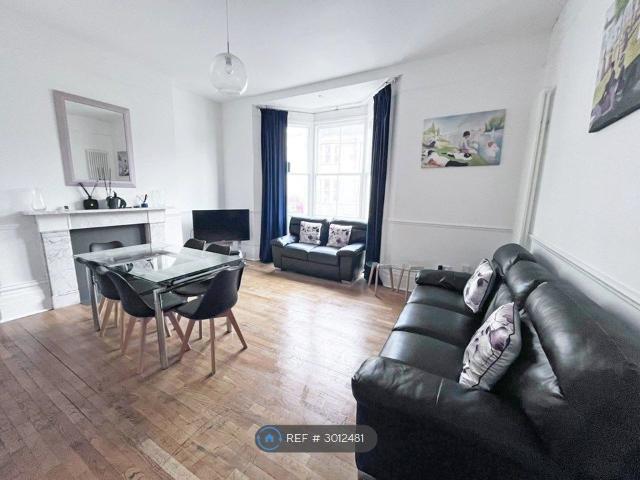 Waterloo Street, Hove BN3, Room to rent, £1,050 pcm | PrimeLocation