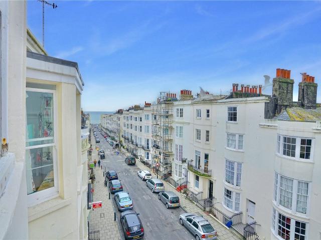Waterloo Street, Hove, East Sussex BN3, 2 bed flat to rent, £1,600 pcm | PrimeLocation