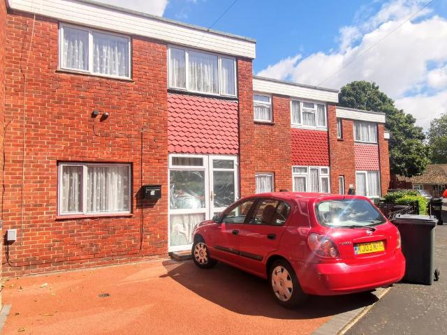 Waterloo Street, Southsea, PO5 4 bed house to rent £1,950 pcm £450 pw