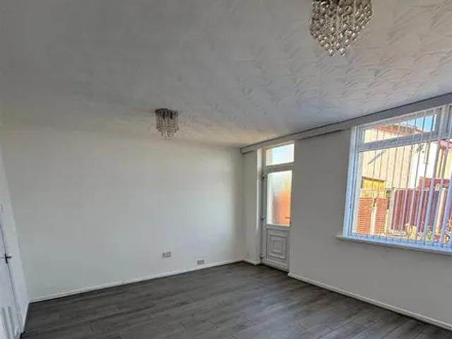 Waterpark Drive, Knowsley, L28 1RB, United Kingdom | 3 bed townhouse for rent #167241017 | Rentberry
