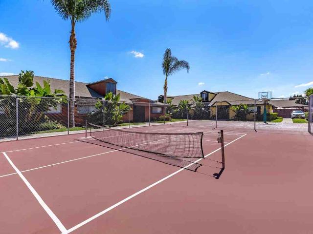 Waterstone Park Apartments 2 Bedroom Apartment for Rent at 2833 North Bristol Street, Santa Ana, CA 92706 Northwest Santa Ana