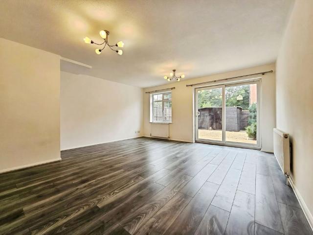 Waters Drive, Staines, Middlesex, TW18 4RP