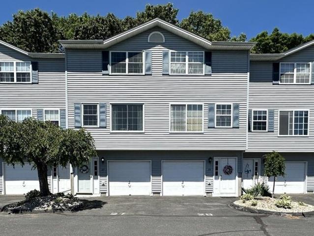 Waters Edge Unit,ludlow, Condo For Sale