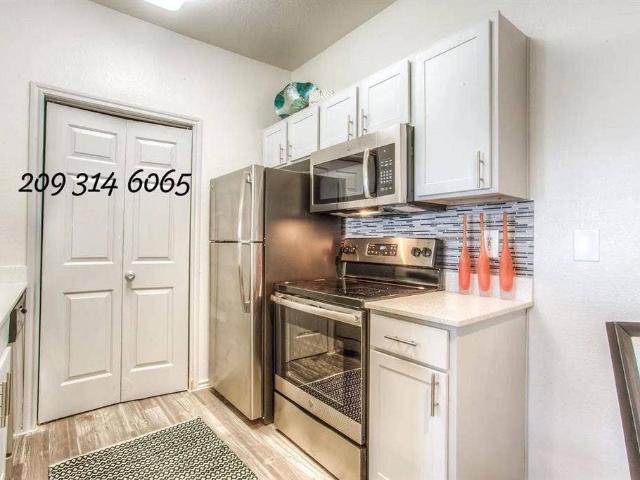 Waters Edge Villas Apartments