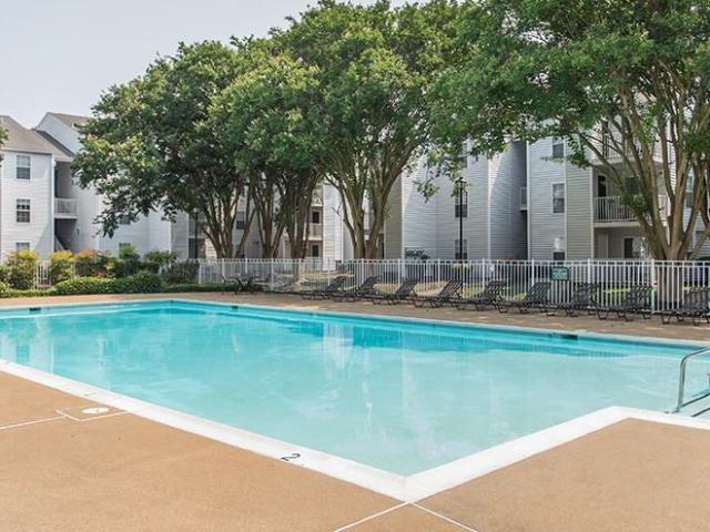 Water's Edge Apartments 1 Bedroom Apartment for Rent at 390 S Military Hwy, Norfolk, VA 23502