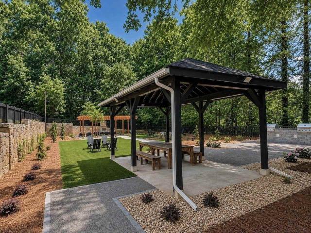 Waters Edge Apartments 2 Bedroom Apartment for Rent at 8601 Roberts Dr, Sandy Springs, GA 30350