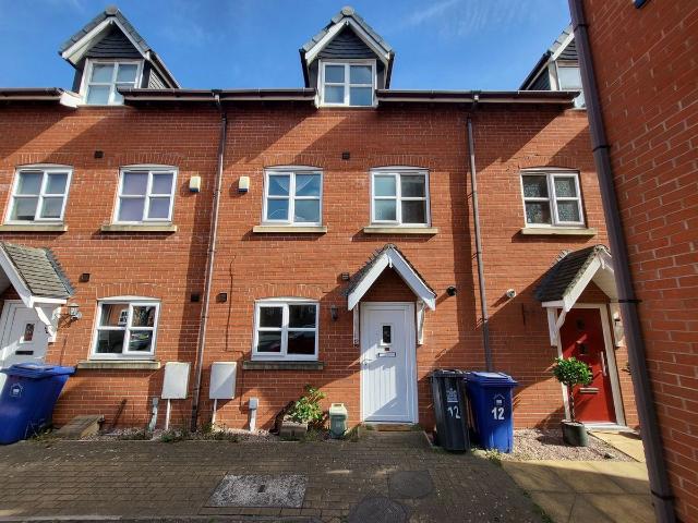 Waters Edge Close, Silverdale, Newcastle ST5, 3 bed terraced house to rent, £1,000 pcm | PrimeLocation