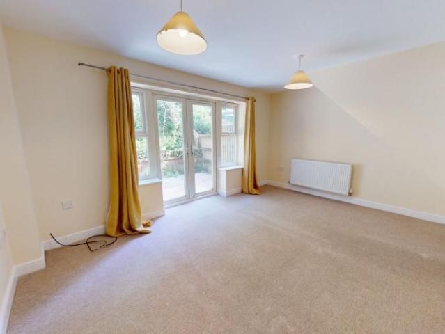 Waters Edge Close, Silverdale, Newcastle, ST5