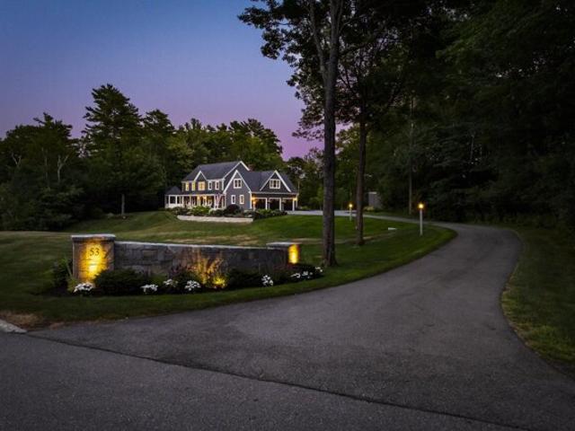 Waters Edge Dr, Yarmouth, Home For Sale
