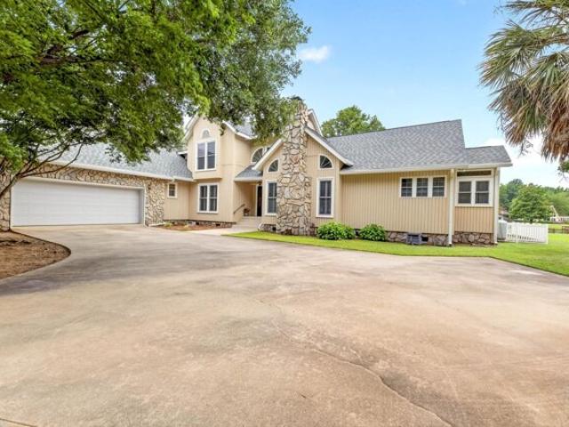 Waters Edge Dr, Summerton, Home For Sale