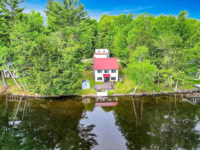 Waters Edge, Hartford, Home For Sale