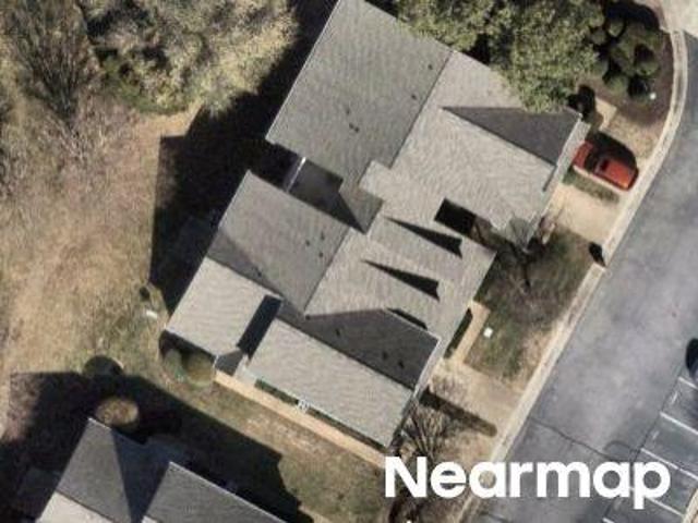 Waters Edge Ln