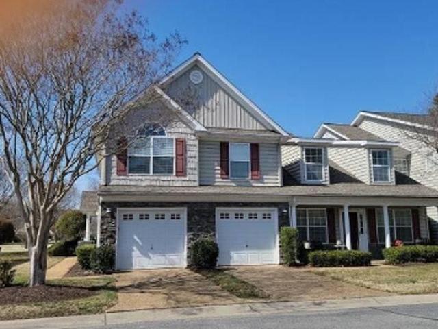 Waters Edge Ln