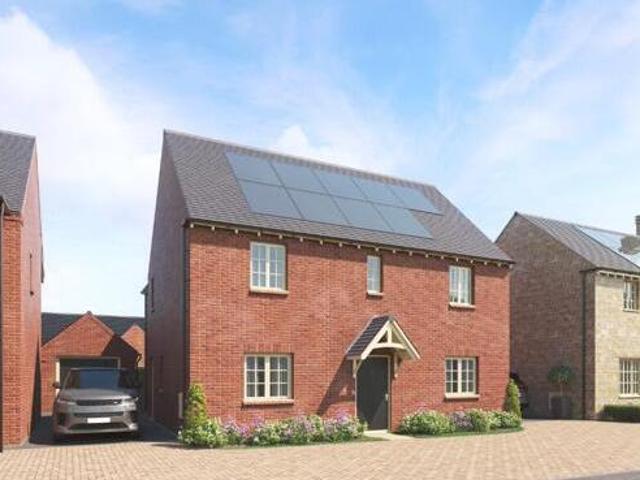 Waters Lane, Middleton Cheney, 4 Bedroom Detached