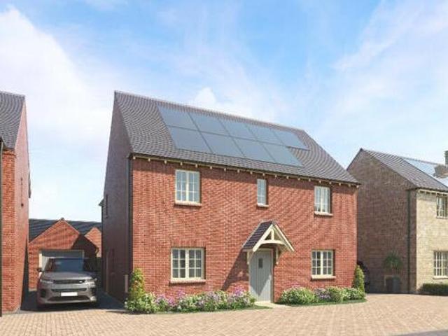 Waters Lane, Middleton Cheney, 4 Bedroom Detached