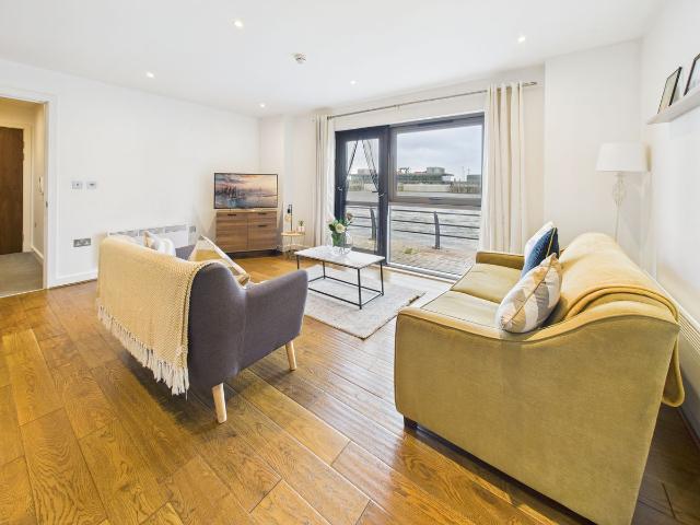 Waterside, 10 William Jessop Way, Liverpool L3, 1 bed flat to rent, £995 pcm | PrimeLocation